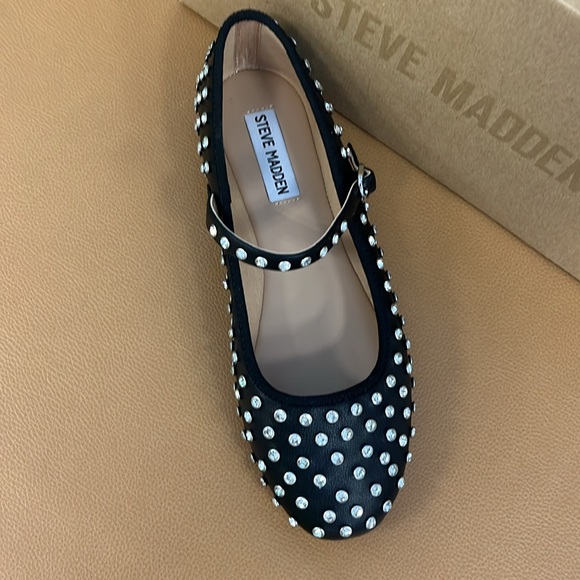 Steve Madden | Shoes | Steve Madden Vinetta Beautiful Studded ...